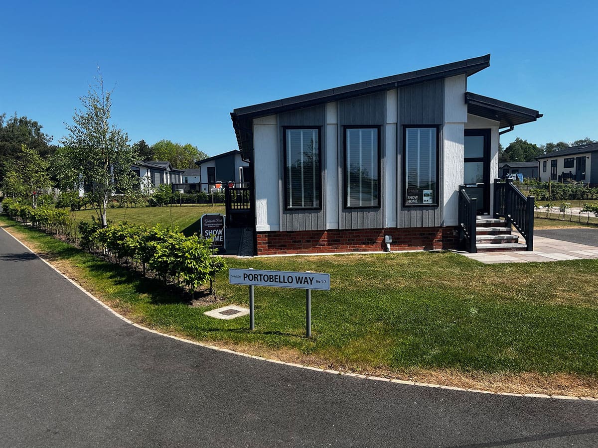 1 Portobello Way - Gateforth Park